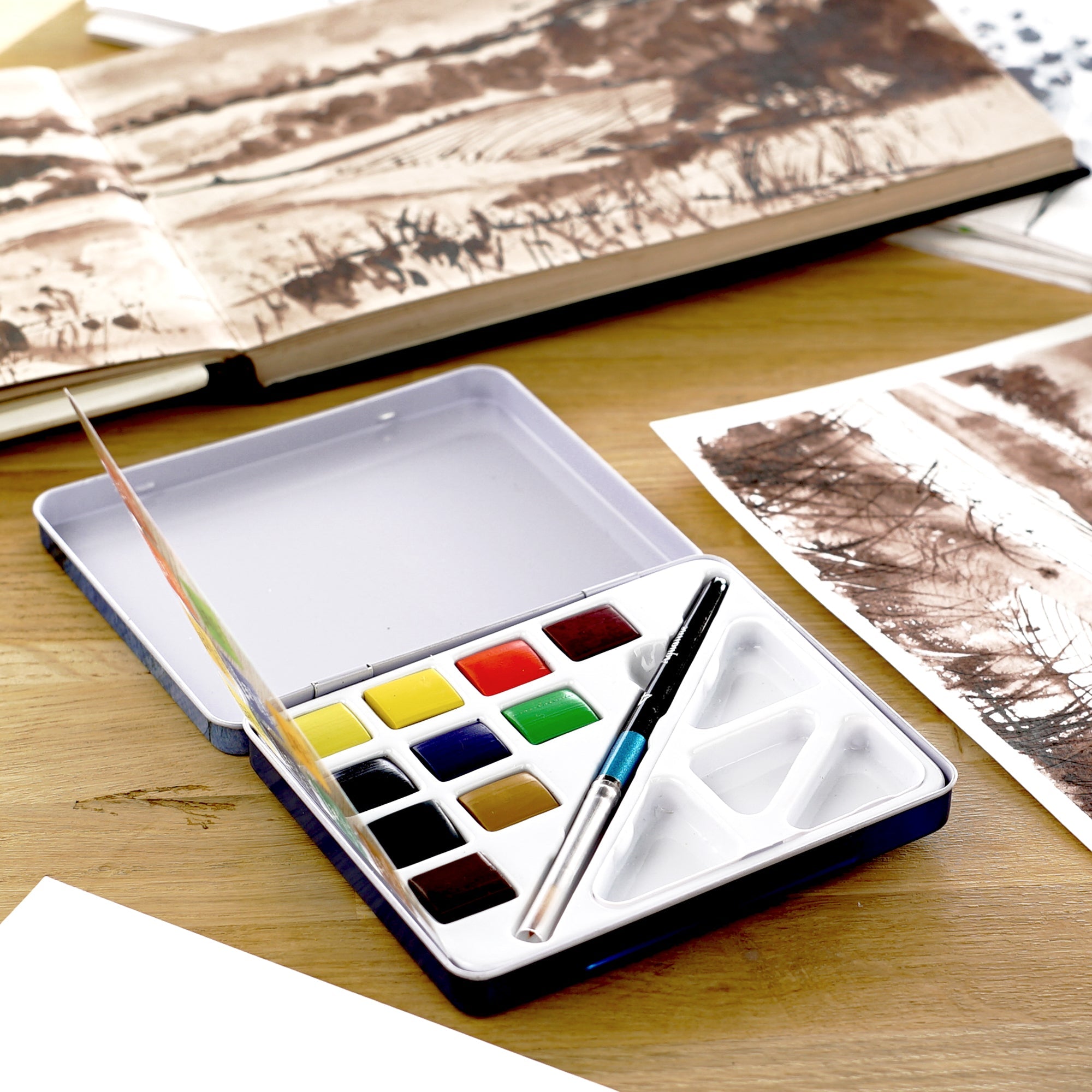 Buy Watercolours Online with ARTdiscount