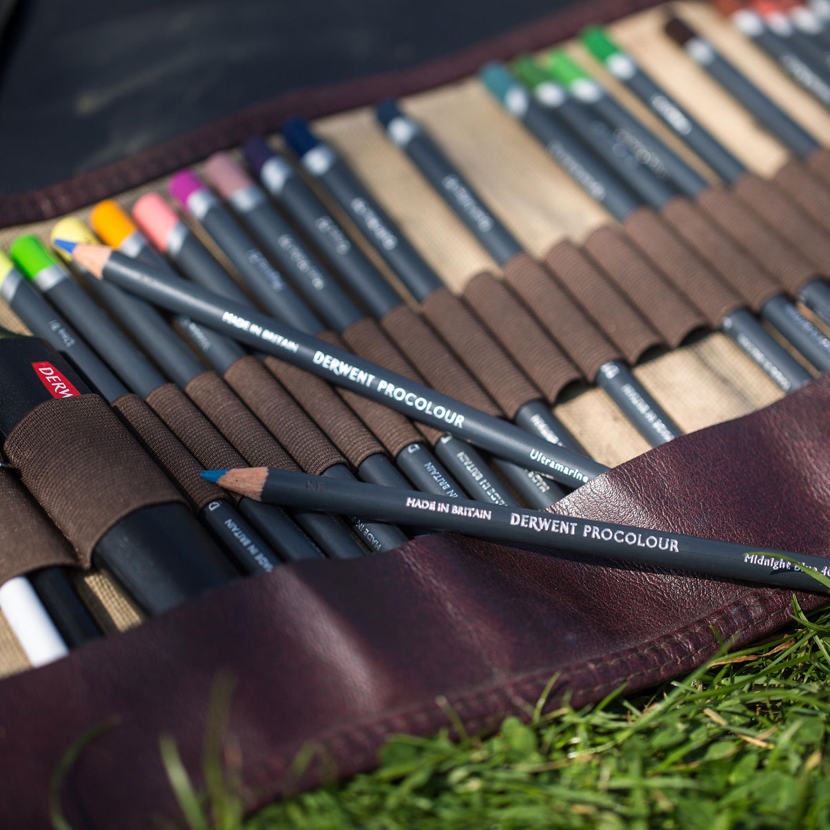 Derwent Procolour Colour Pencils – ARTdiscount