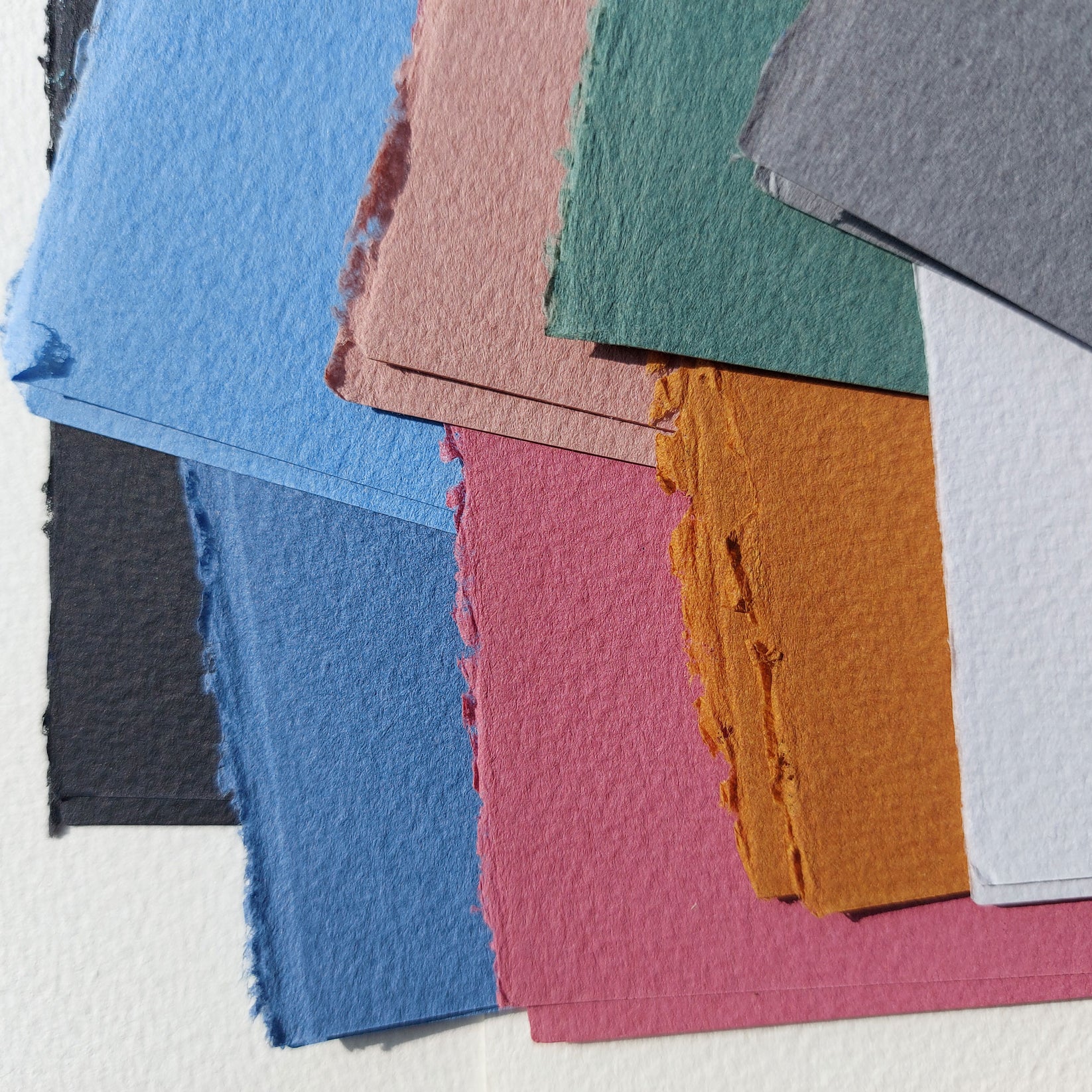Fabriano Cromia Coloured Paper - 220gsm - 50 x 65cm - 10 Sheet Packs ...
